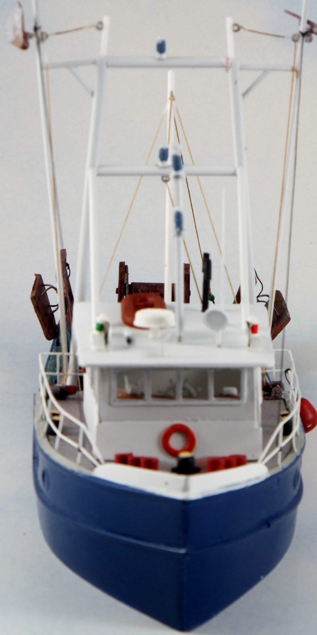 Sea Port kit: H160 HO Scale 51′ Western Rig Dragger! Length: 7-1/4 ...