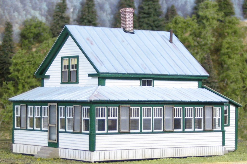 1033-H The House at 16 Elm St. A Mount Blue HO scale, laser kit. – Sea ...